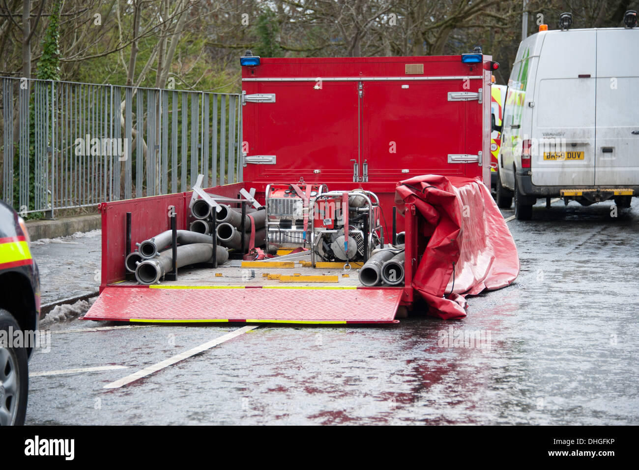 Fire & Rescue Light Portable Pump Module flooding Stock Photo - Alamy