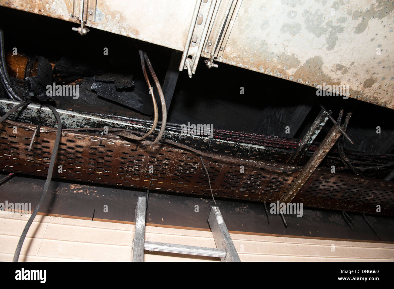 Roof space Void Fire hidden chasing spread Stock Photo - Alamy