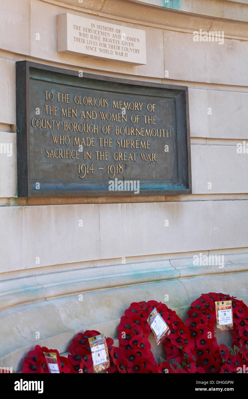 Rememberance plaques hi-res stock photography and images - Alamy