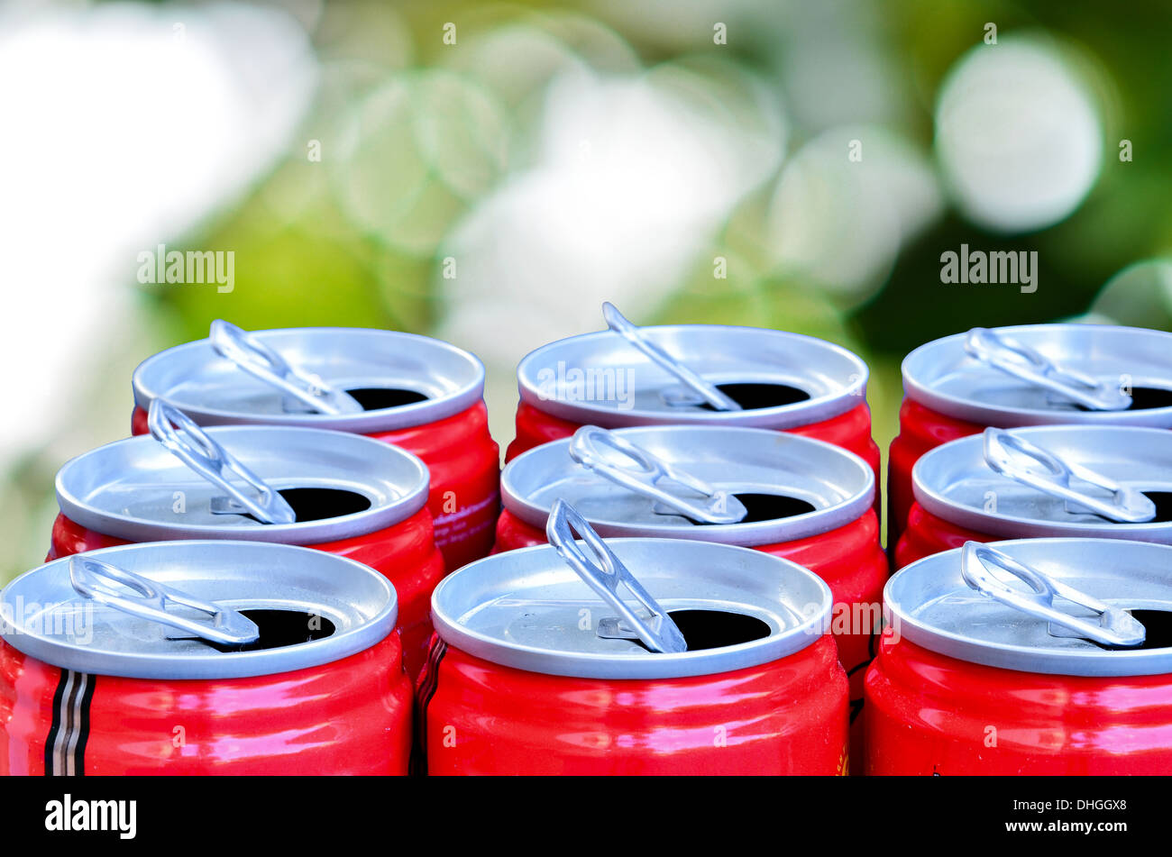 Recycling aluminum soda cans hi-res stock photography and images - Alamy