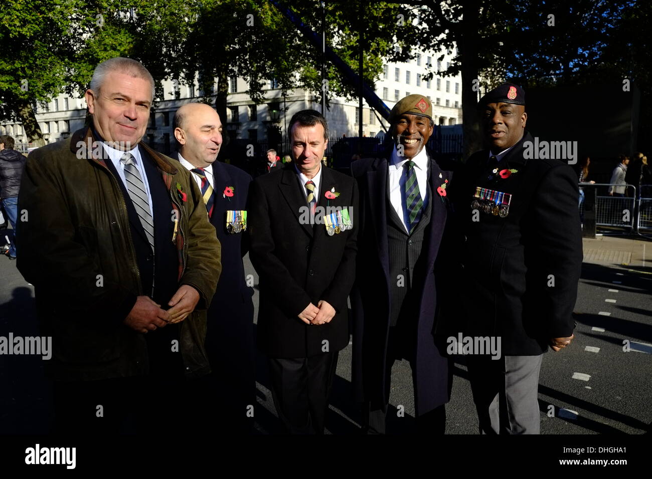 Old men ex servicemen hi-res stock photography and images - Alamy