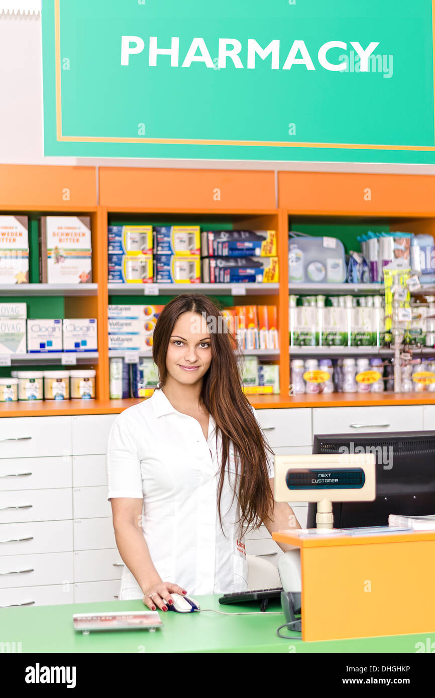 Pharmacy drugstore hi-res stock photography and images - Alamy