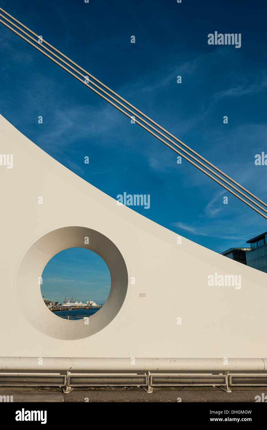 Thru bridge hi-res stock photography and images - Alamy