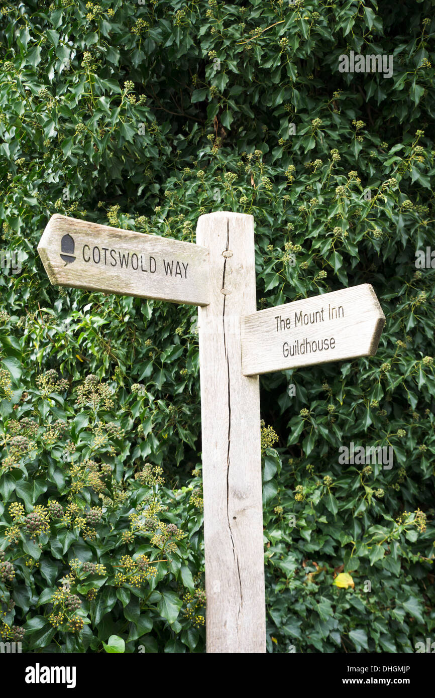 Cotswolds way sign hi-res stock photography and images - Alamy