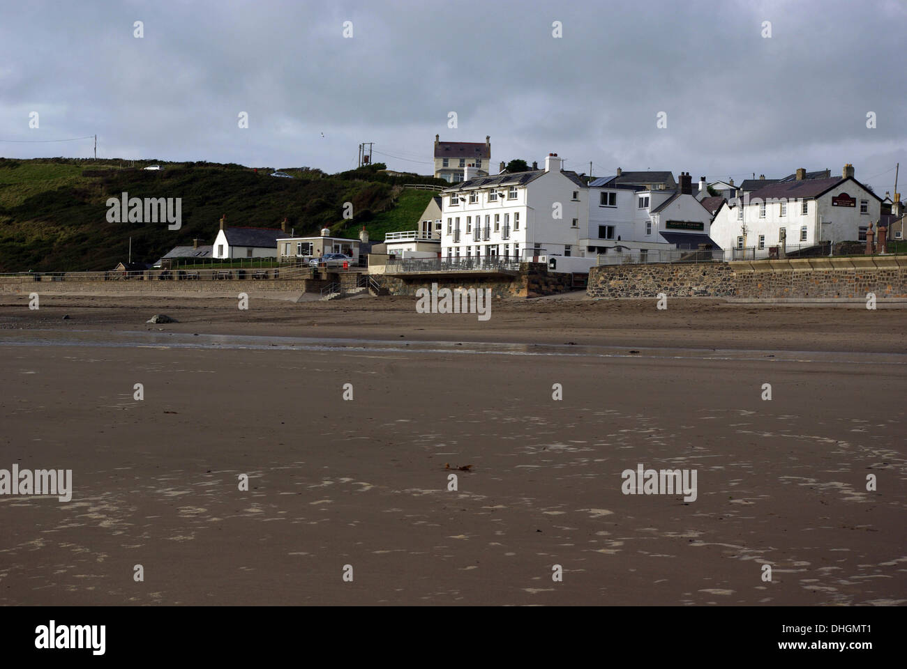 Hotel over looking the beach at Aberdaron Wales Stock Photo - Alamy