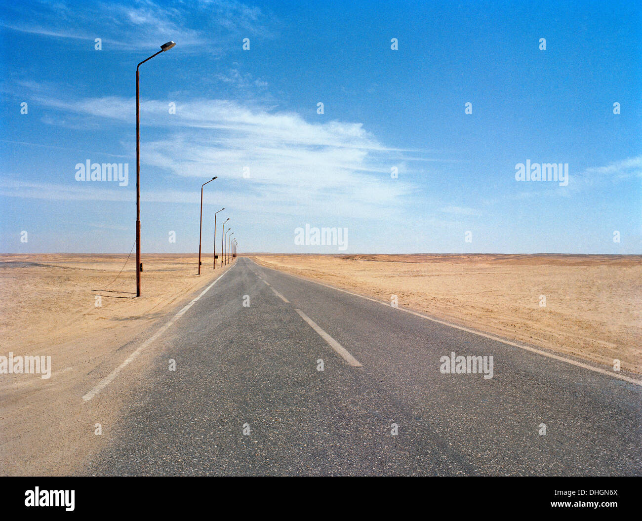 Siwa, Desert, Egypt, Road, Horizon, perspective Stock Photo - Alamy