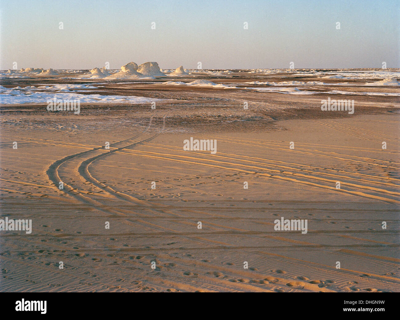 Desert car track,Sahara Stock Photo - Alamy