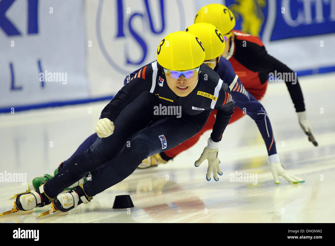 Torino, Italy. 10th Nov, 2013. Alang Kim leads the group during day ...