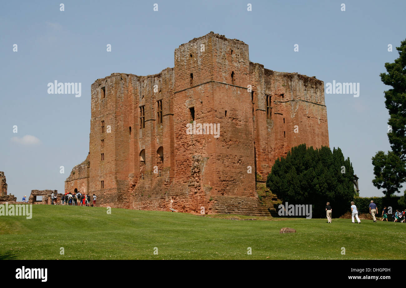 Kenilworth castle keep hi-res stock photography and images - Alamy