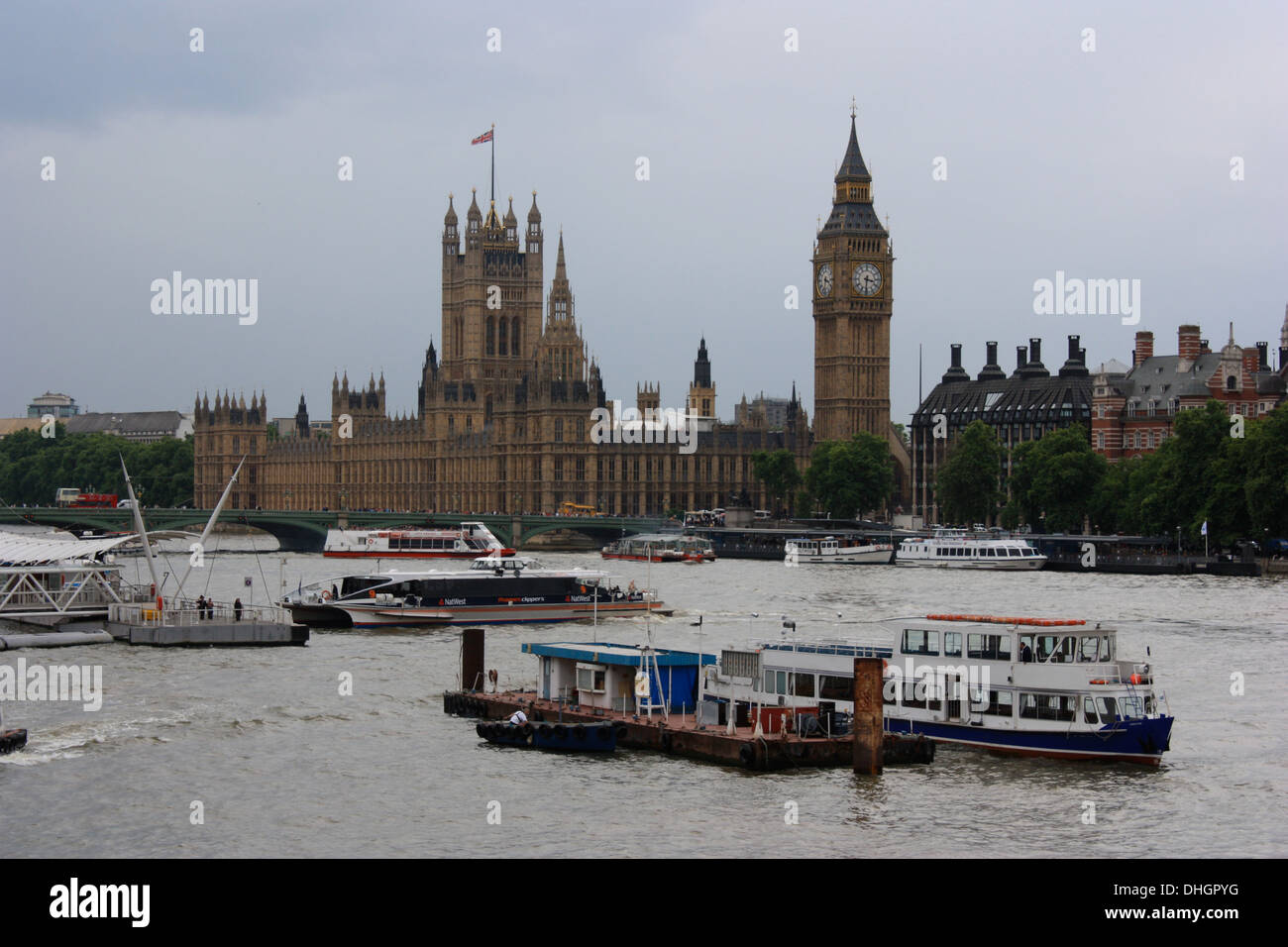 Gloomy london clock tower hi-res stock photography and images - Alamy