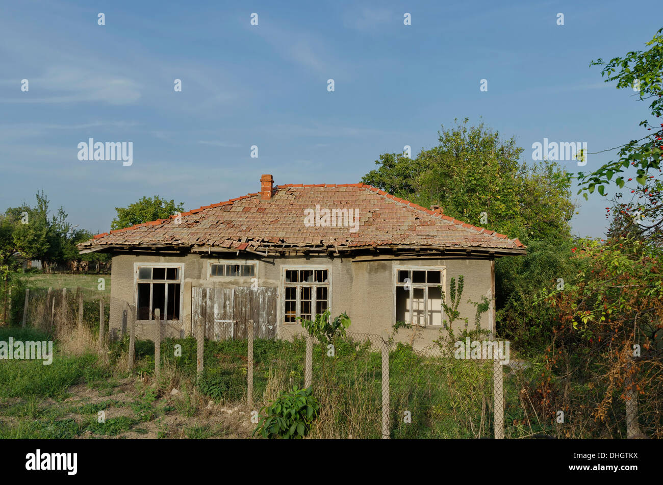 Old wreck abandoned house in small town Stock Photo - Alamy