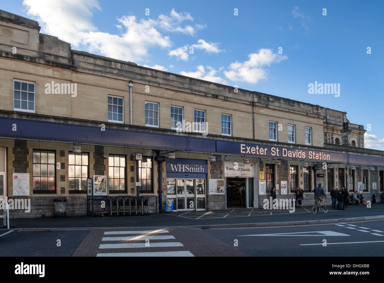 Exeter station hi-res stock photography and images - Alamy