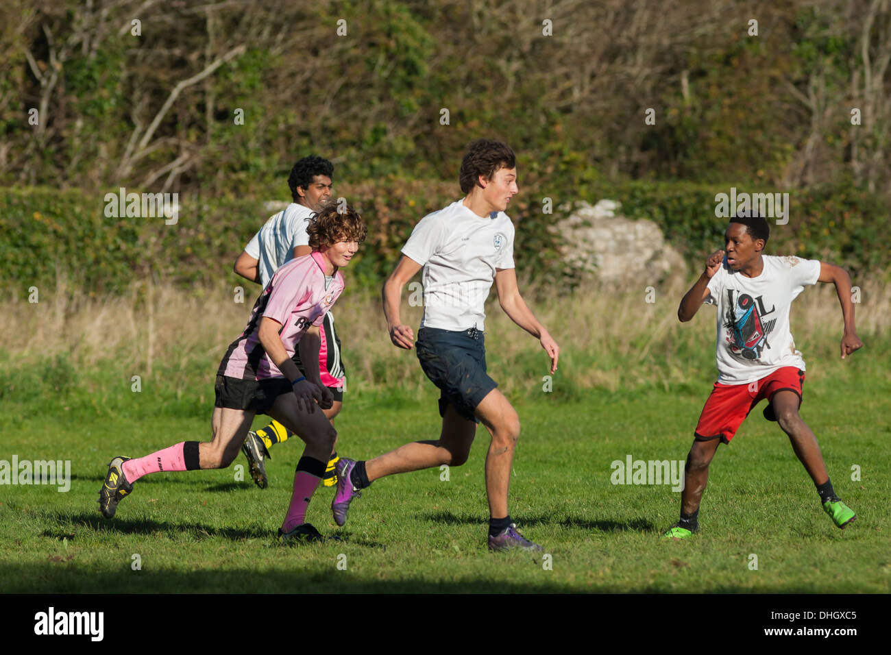 Teenagers running training hi-res stock photography and images - Alamy
