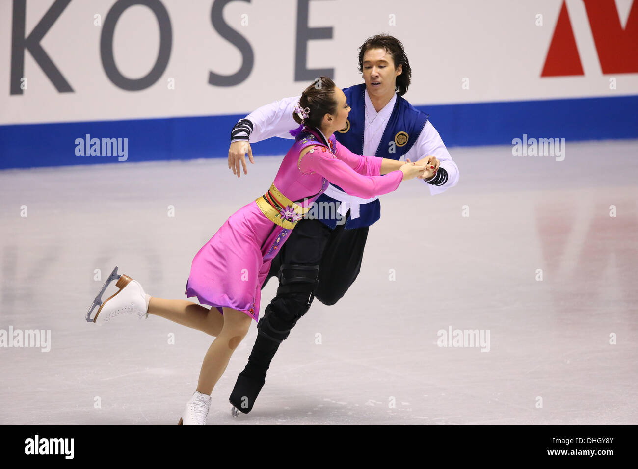 Yoyogi 1st Gymnasium, Tokyo, Japan. 10th Nov, 2013. Cathy Reed & Chris ...