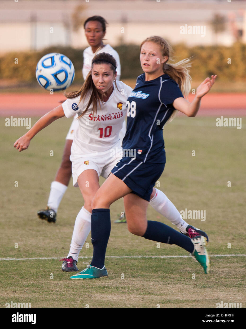 Turlock, CA, USA. 10th Nov, 2013. CSU Stanislaus Jordan Moineau(10 ...