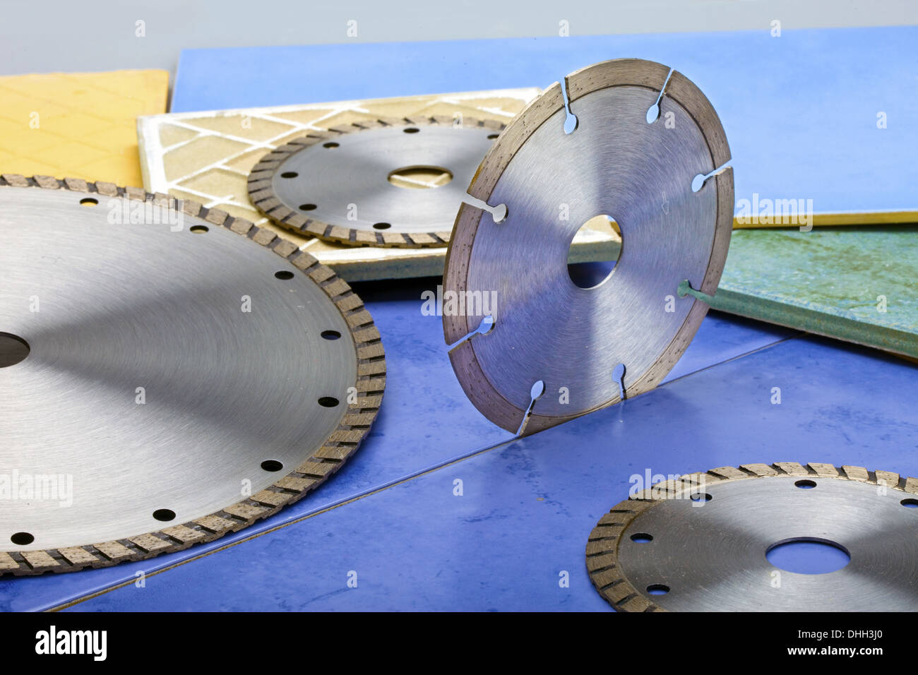 Diamond discs for cutting of tile Stock Photo - Alamy