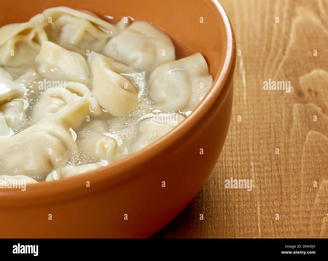 Traditional Russian food pelmeni Stock Photo - Alamy