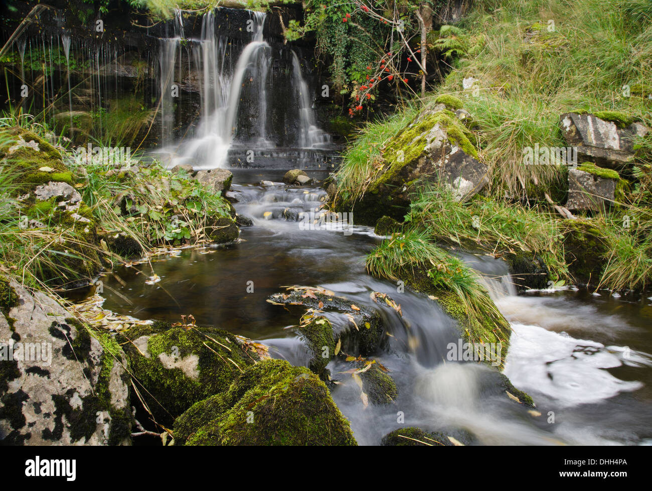 Waterfall at Cray in Wharfedale Stock Photo - Alamy
