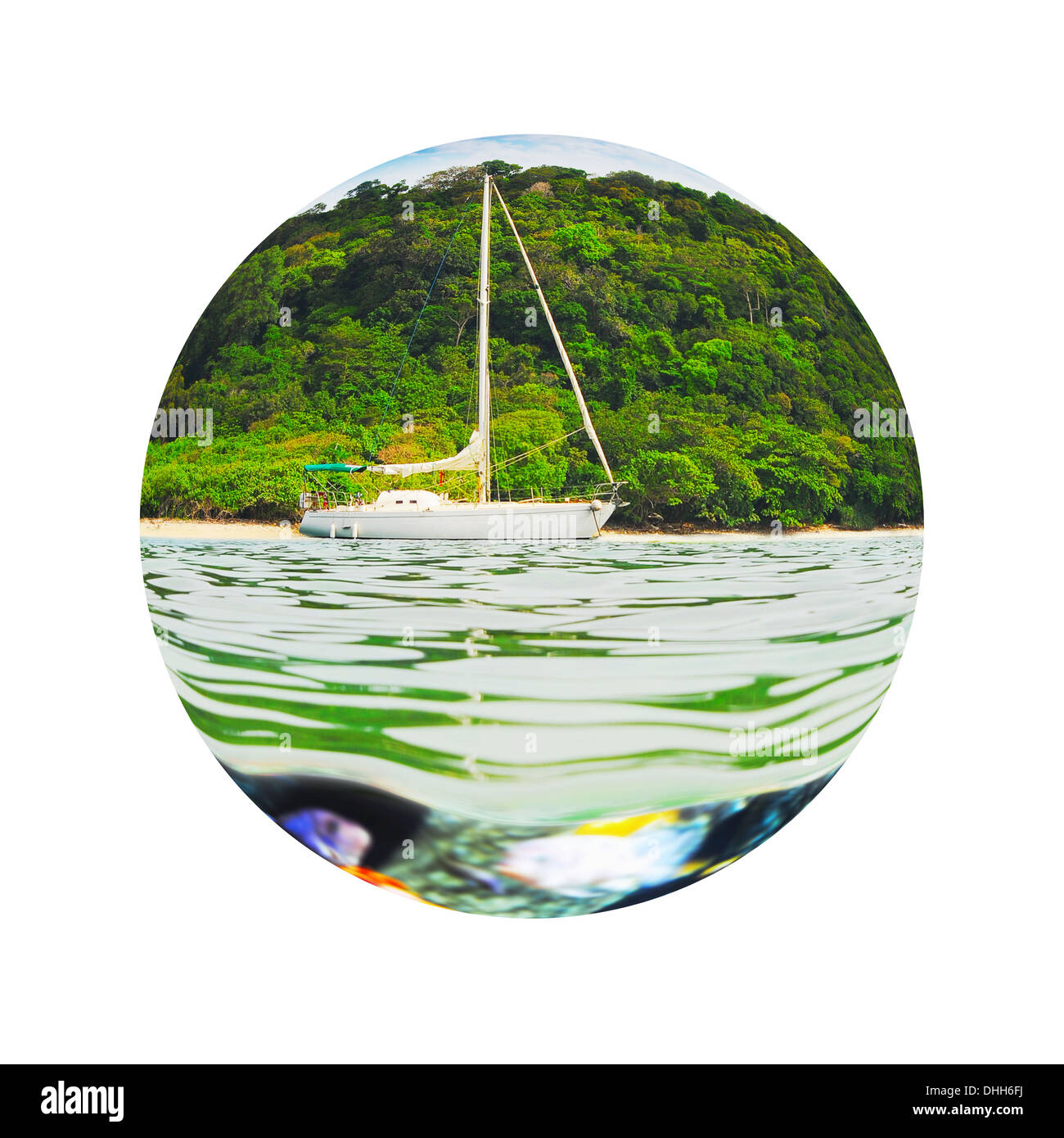 Sea yacht wave Cut Out Stock Images & Pictures - Alamy