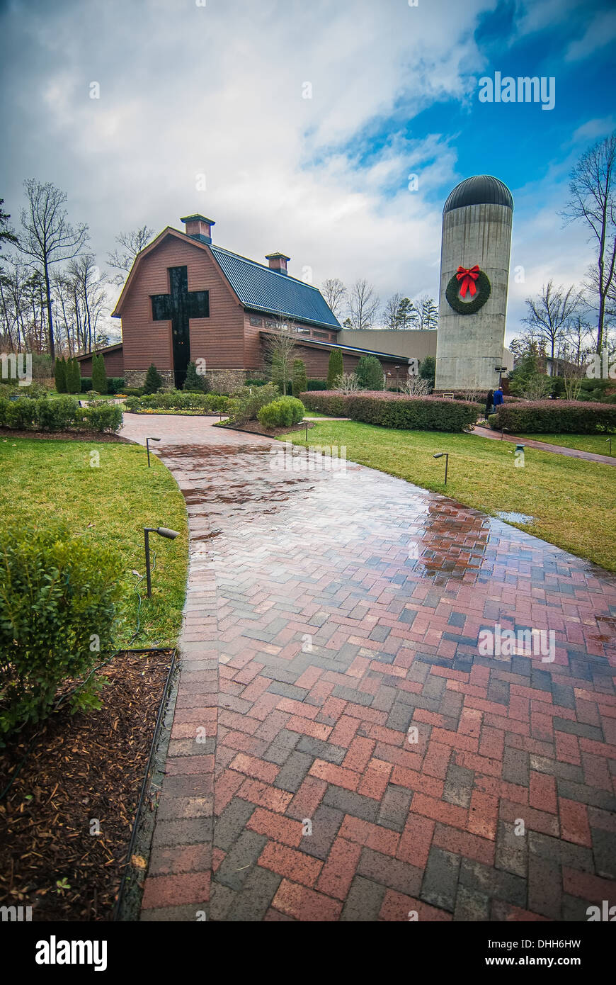 country walk by the village Stock Photo - Alamy