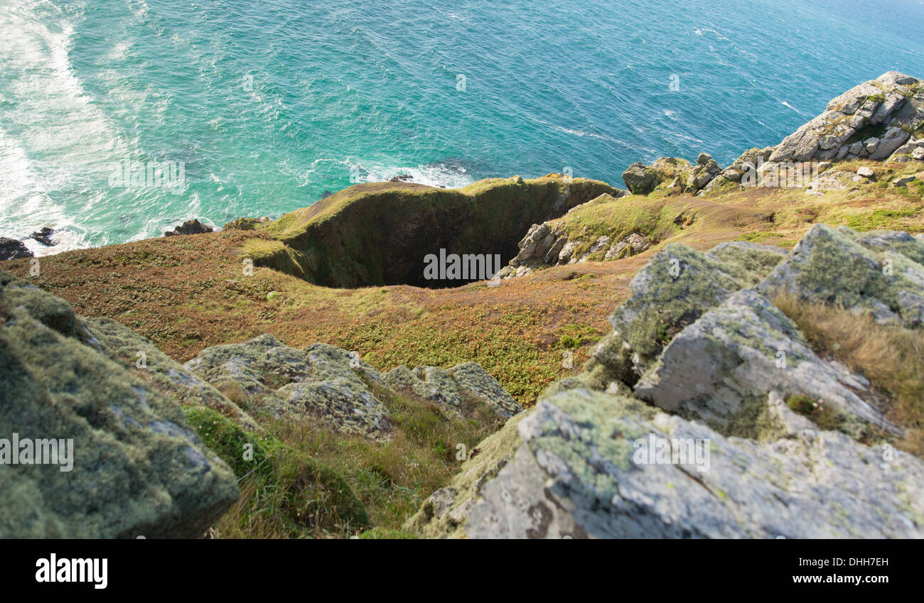 Working tin mine hi-res stock photography and images - Alamy