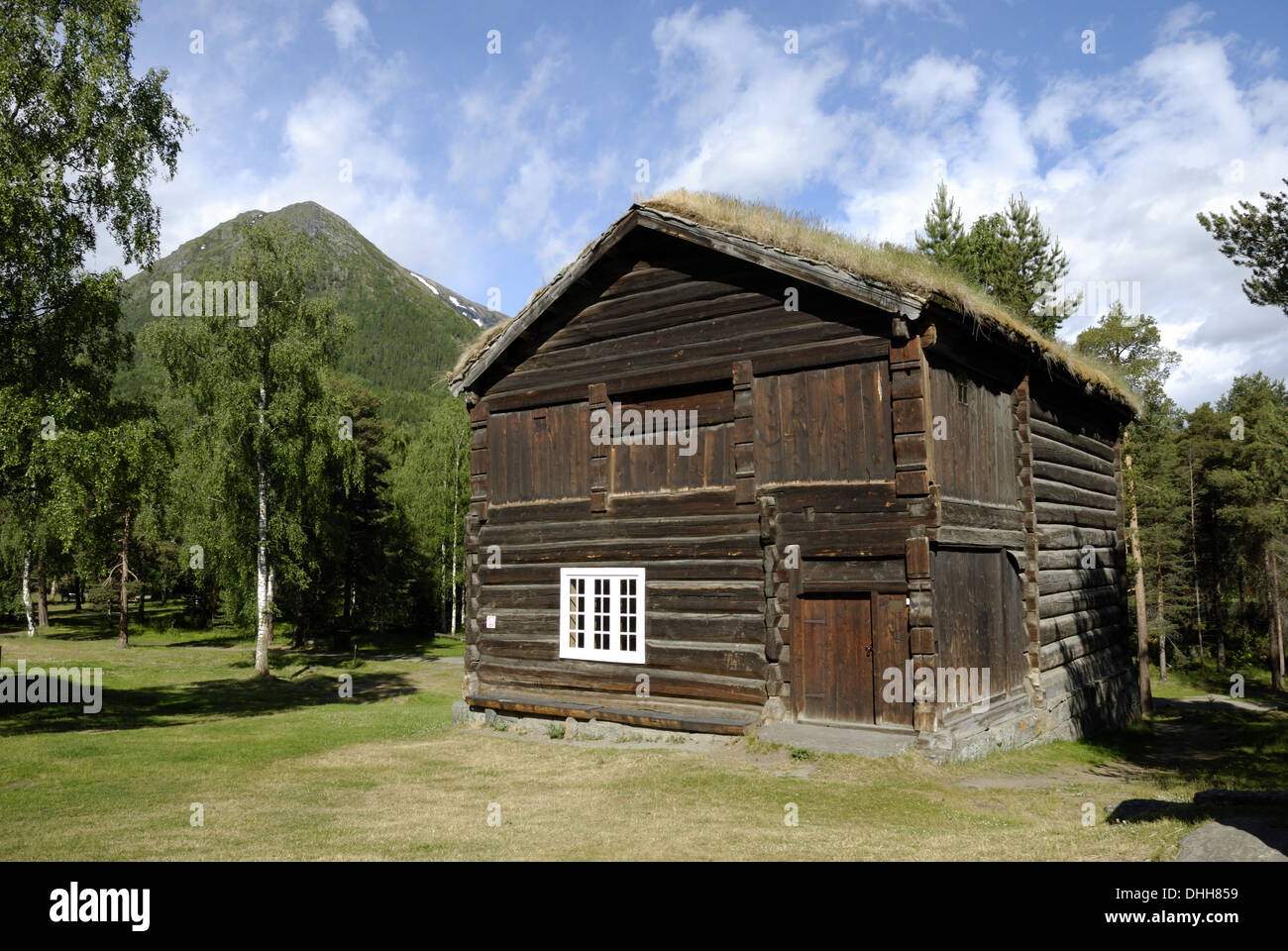 Wooden House in Lom Stock Photo - Alamy