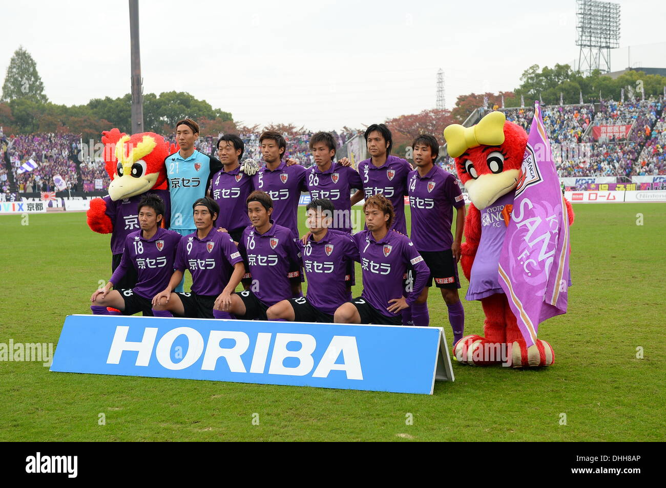 Kyoto, Japan. 10th Nov, 2013. F.C./Kyoto Sanga F.C. team group line-up ...
