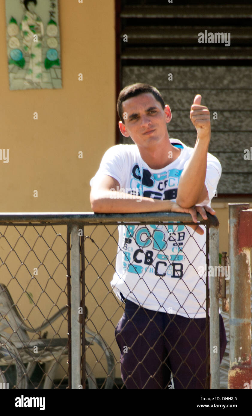 Elian Gonzalez famous Cuba boy snatched at gunpoint from Miami in 1999 ...