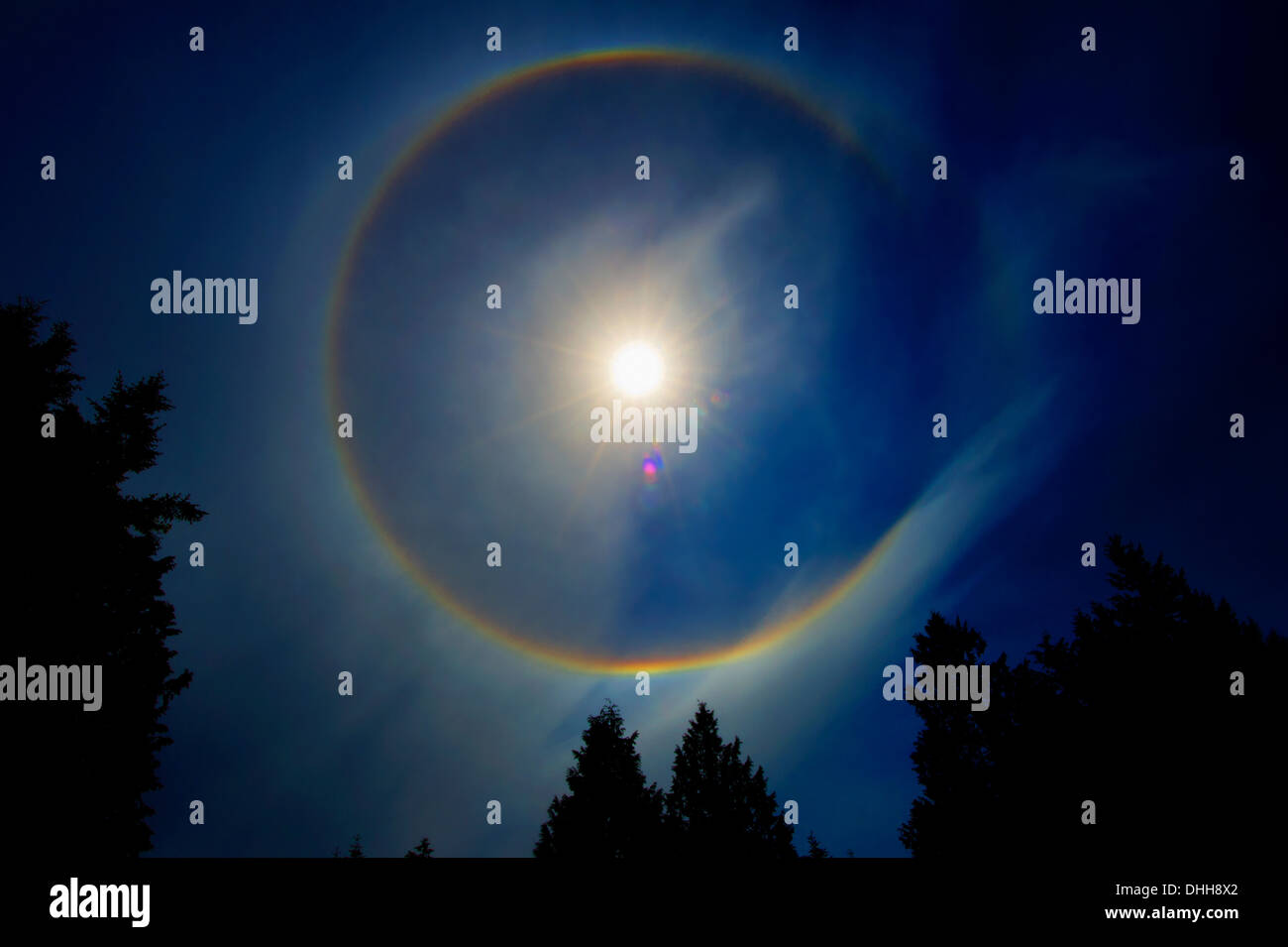 Parhelion hi-res stock photography and images - Alamy