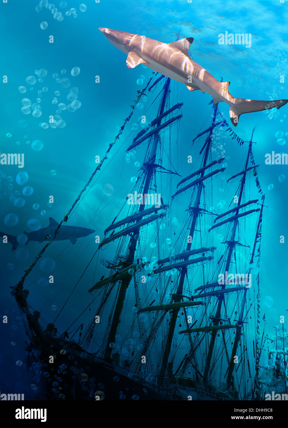 Cargo ship and sinking hi-res stock photography and images - Alamy