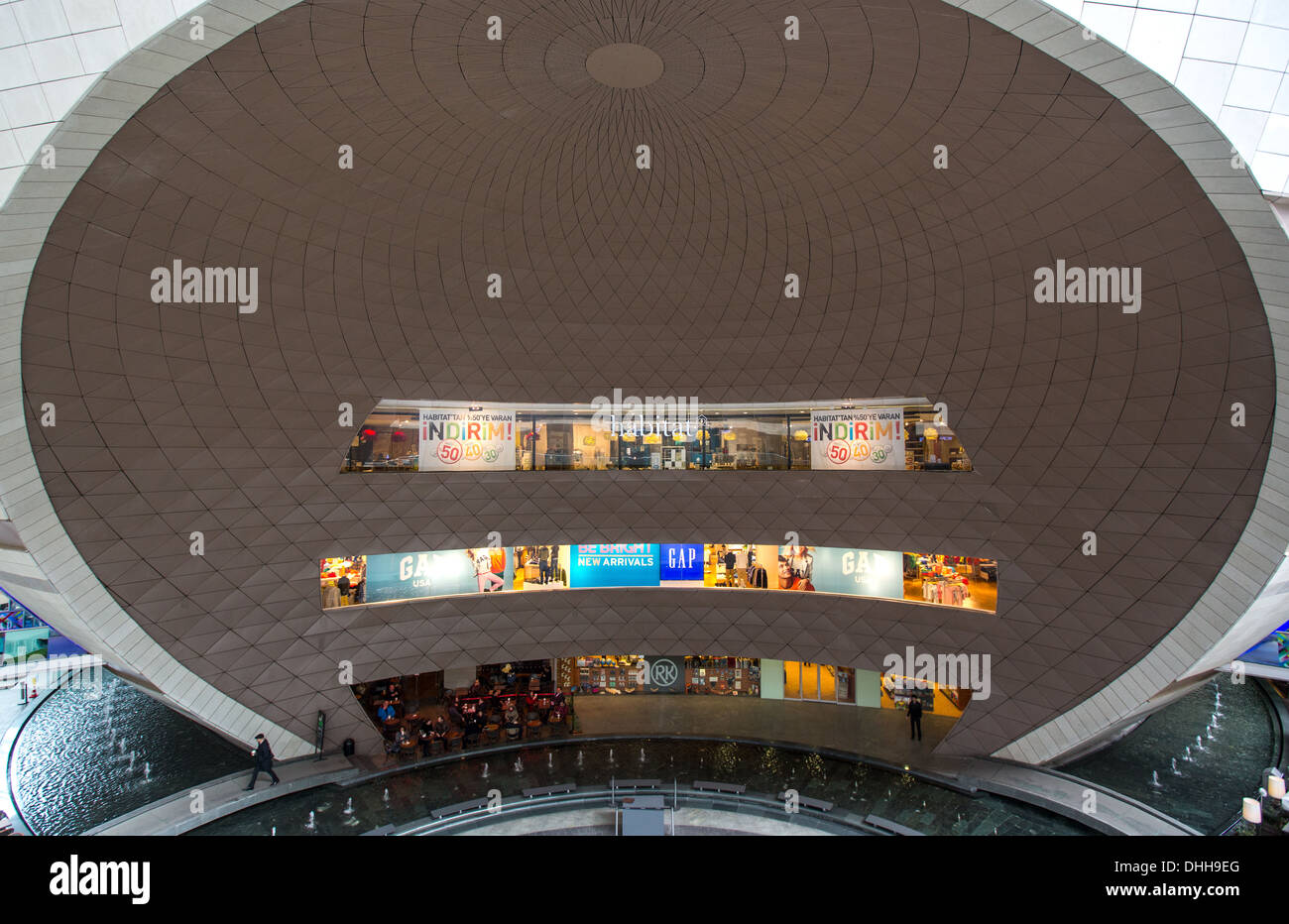 Istanbul, Levent quarter, the Canyon mall designed by the architets ...