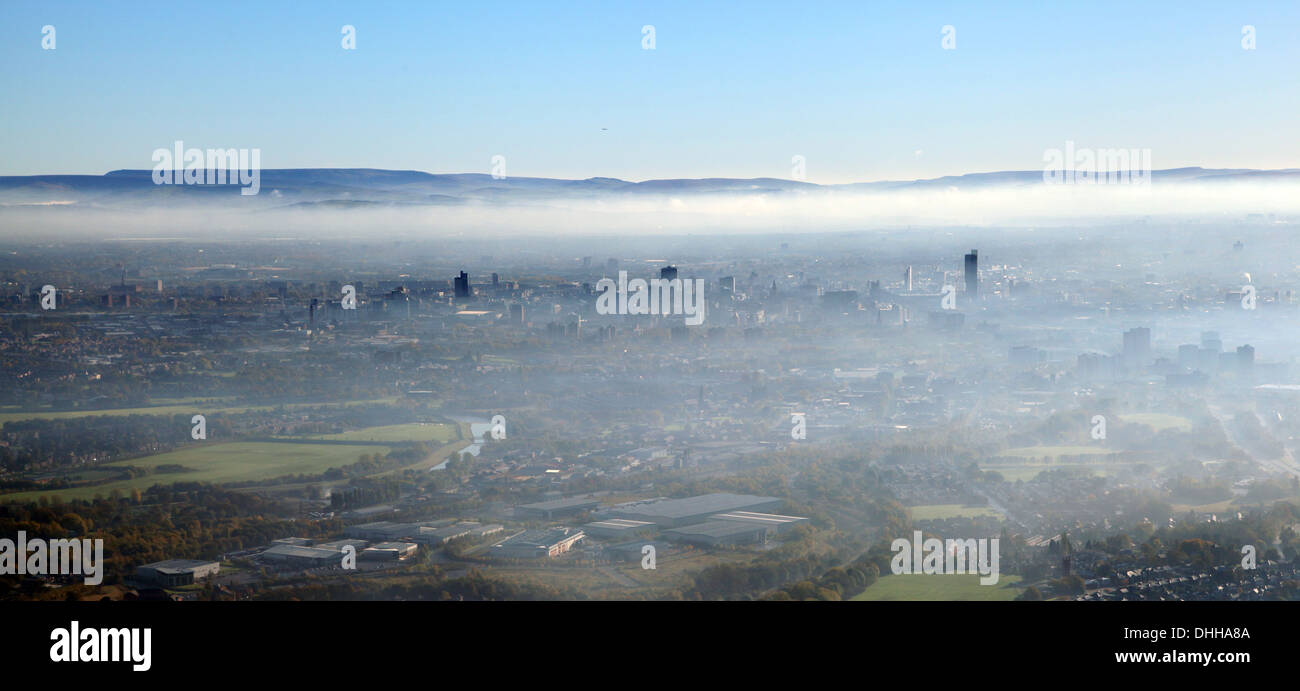 Birds eye view of manchester hi-res stock photography and images - Alamy
