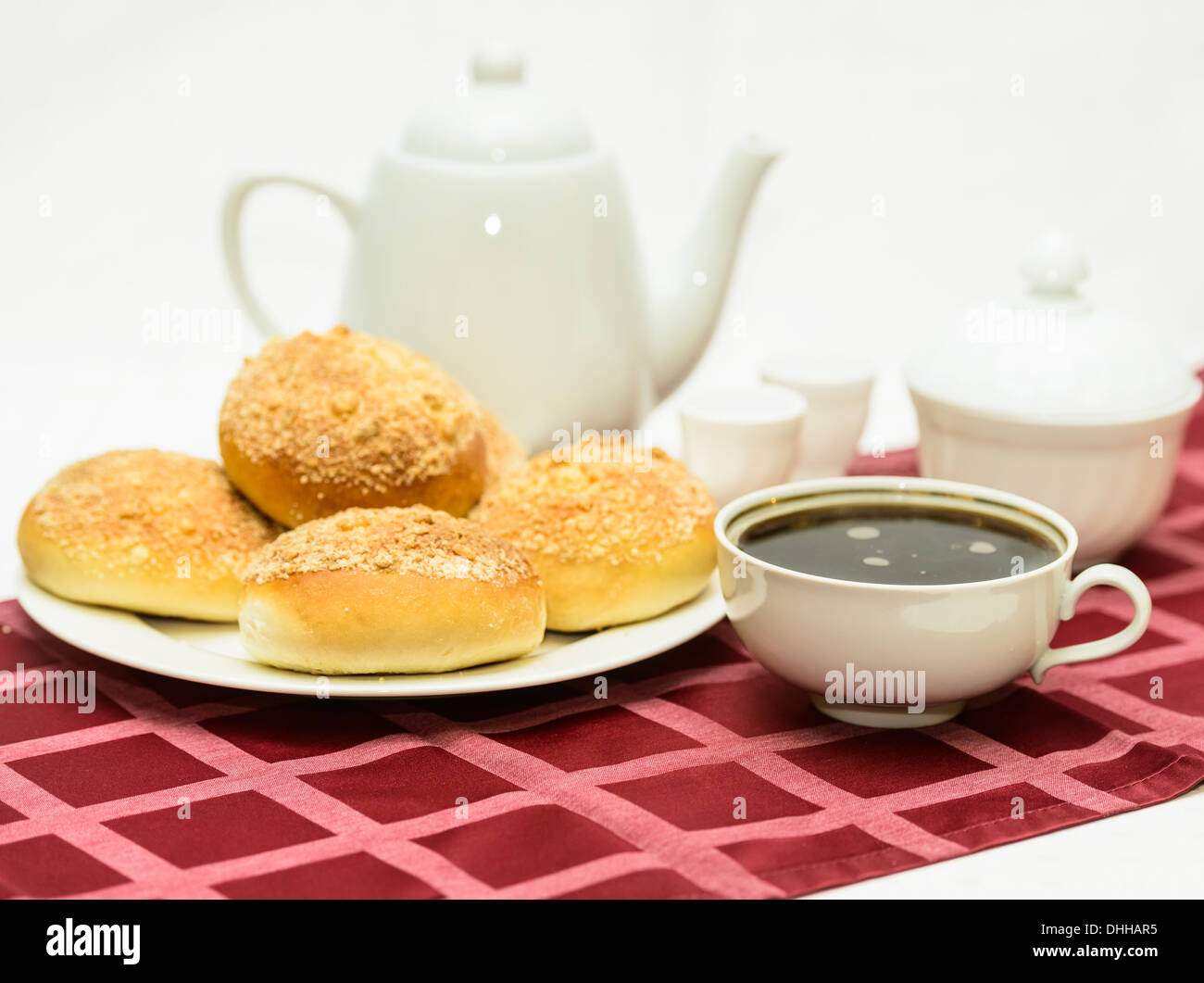 cake with tea Stock Photo - Alamy