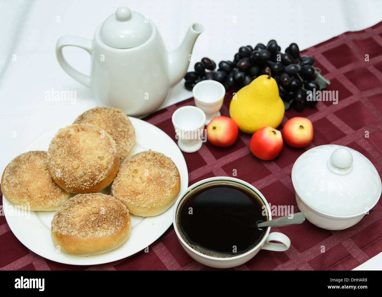 cake with tea Stock Photo - Alamy