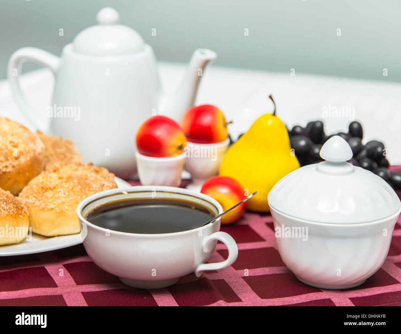 cake with tea Stock Photo - Alamy