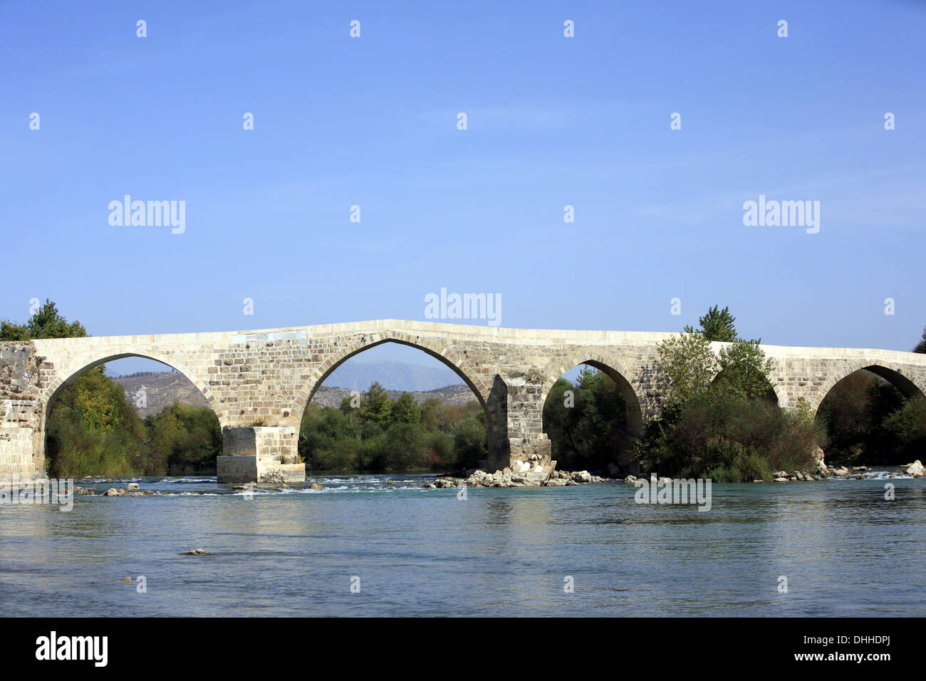 Roman bridge spanning the Seyhan River Stock Photo - Alamy