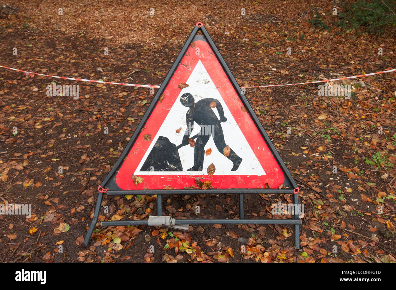 men at work road sign Stock Photo - Alamy