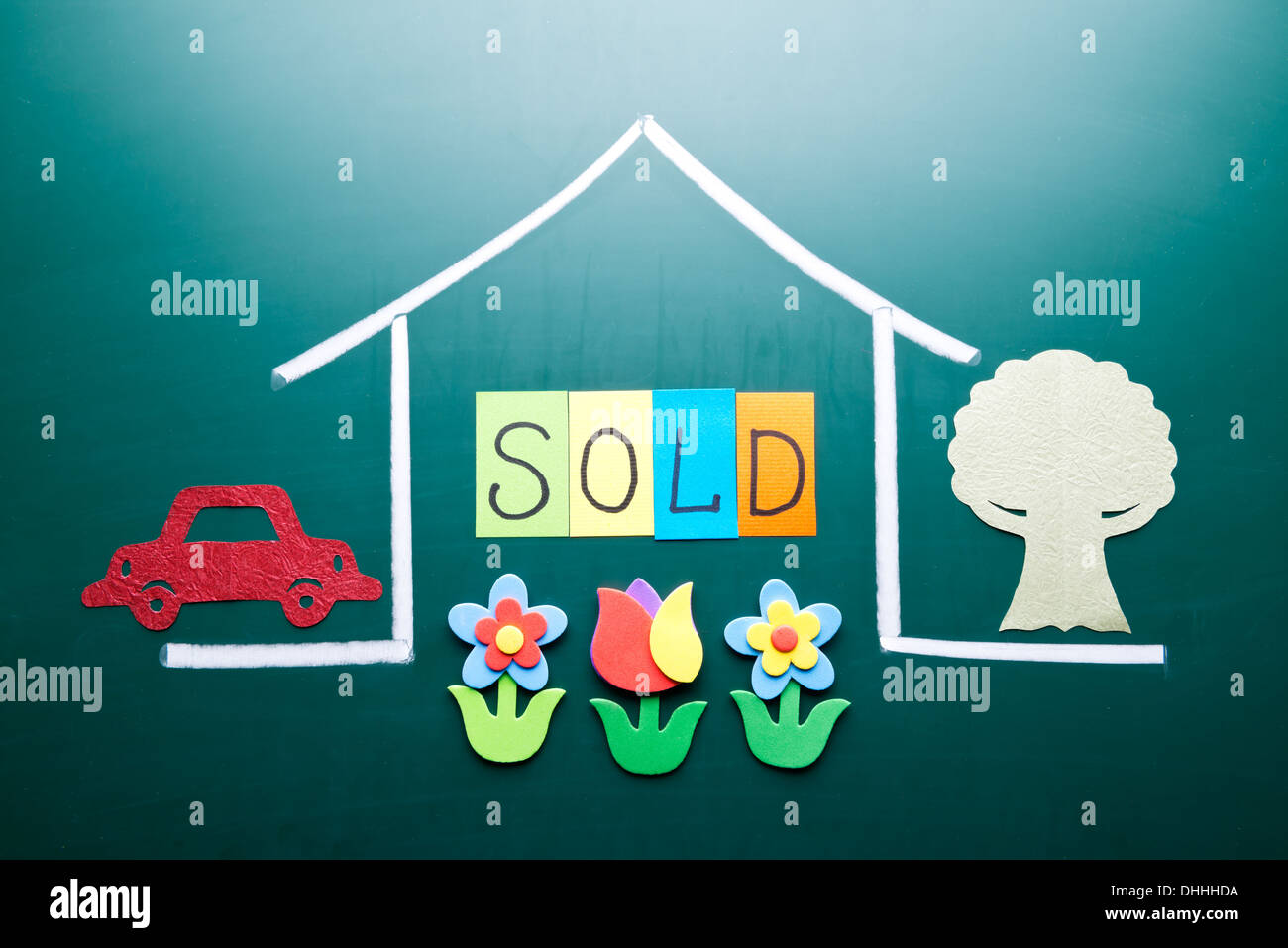 Vintage house sold hi-res stock photography and images - Alamy