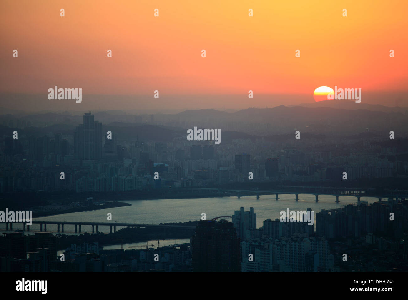 The han river hi-res stock photography and images - Alamy