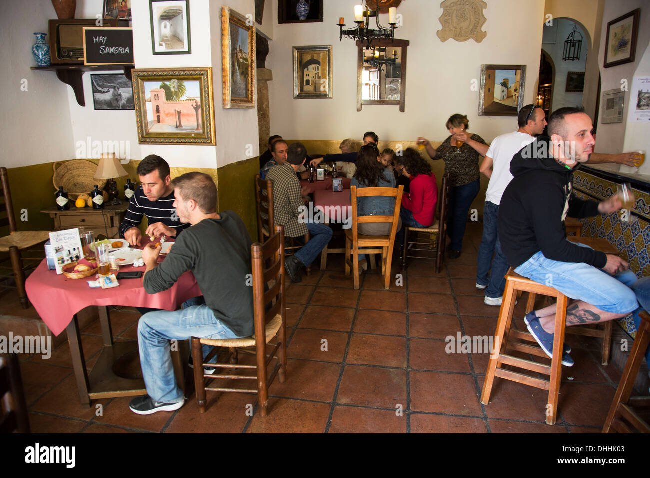 Traditional bar in granada hi-res stock photography and images - Alamy