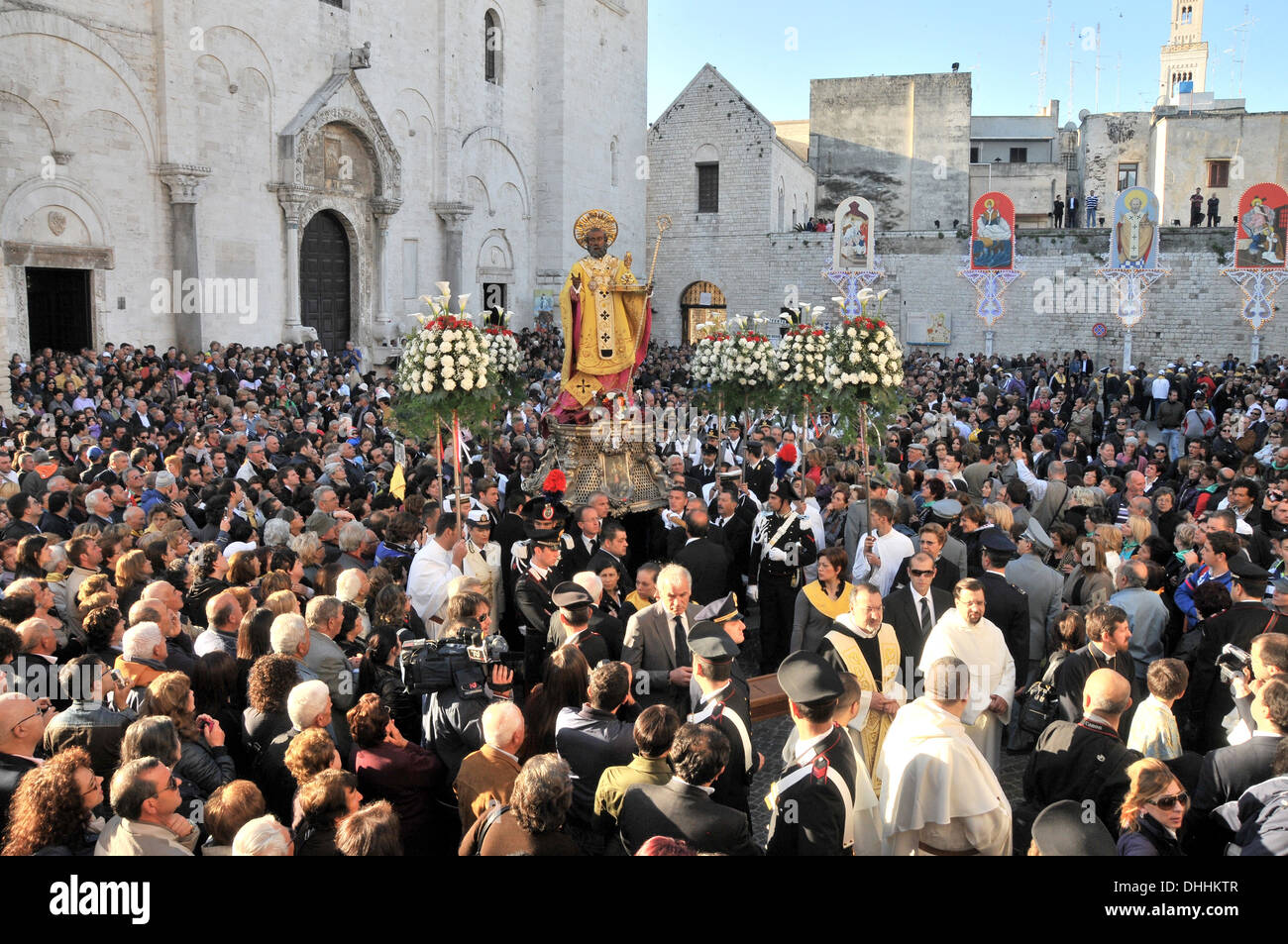 Festa di San Nicola in Bari at the church of Saint Nicola, Festival to ...