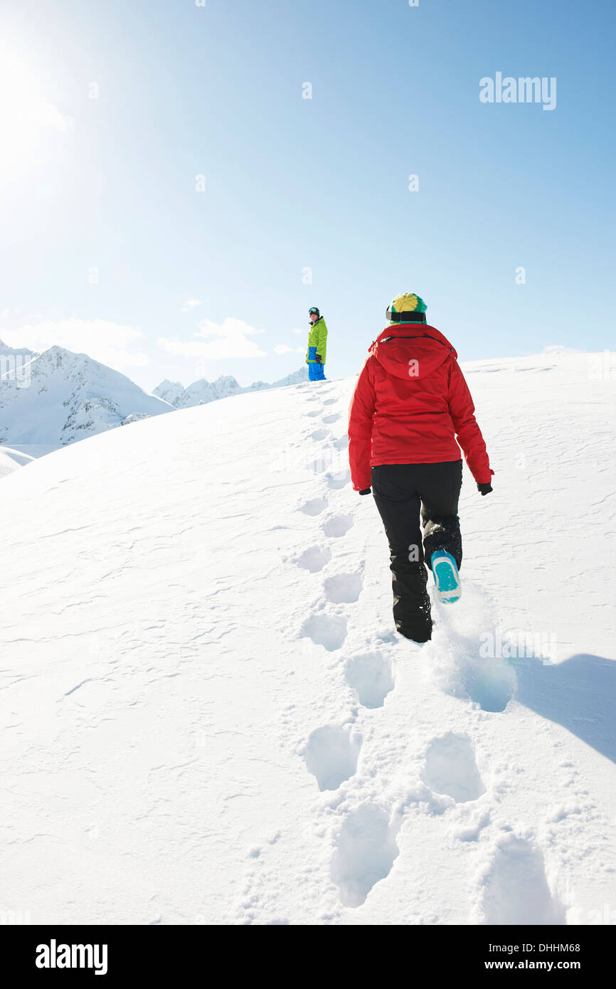 People walking in snow hi-res stock photography and images - Alamy
