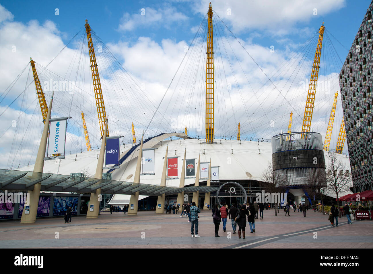 O2 Dome entertainment venue in Greenwich Peninsula Stock Photo - Alamy