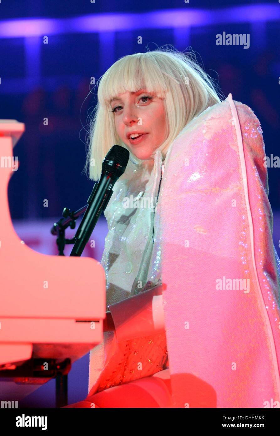 Brooklyn, NY, USA. 10th Nov, 2013. Lady Gaga in attendance for Lady ...