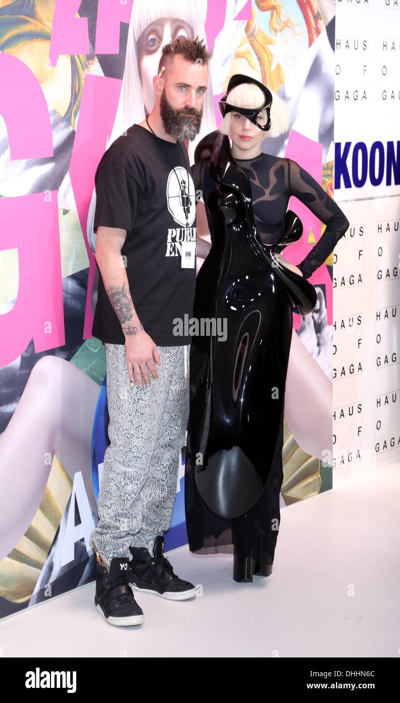 Dj white shadow lady gaga hi-res stock photography and images - Alamy