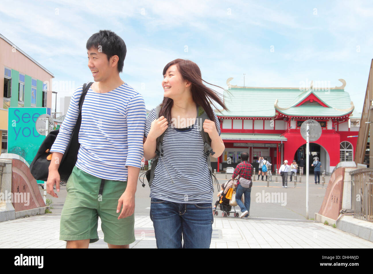 Walking through japan hi-res stock photography and images - Alamy
