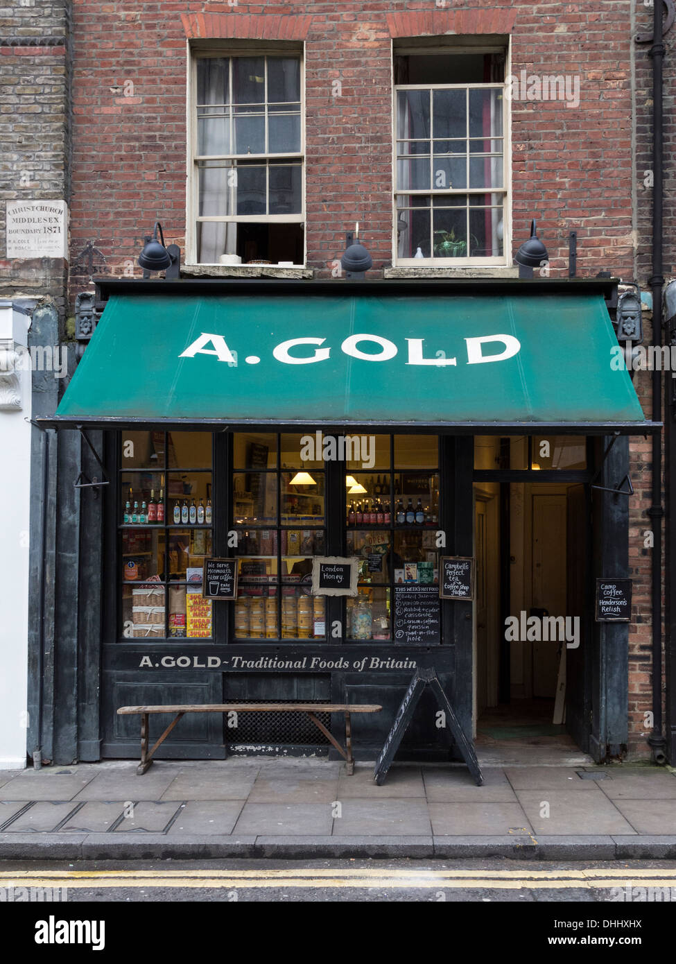 Traditional delicatessen shop in Spitalfields, London, England Stock ...