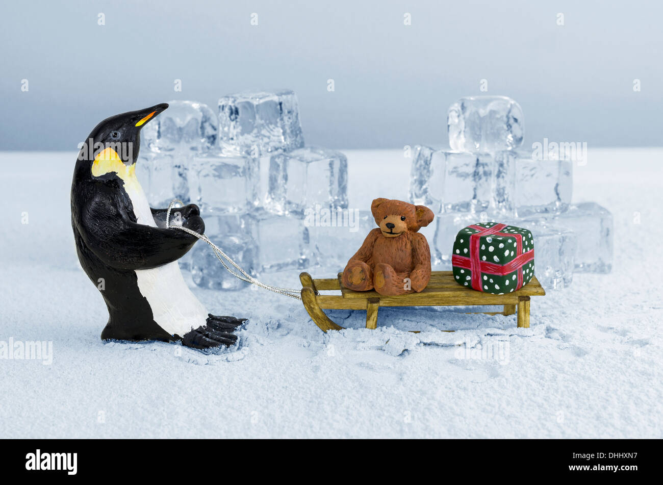 Build a bear toy polar hi-res stock photography and images - Alamy