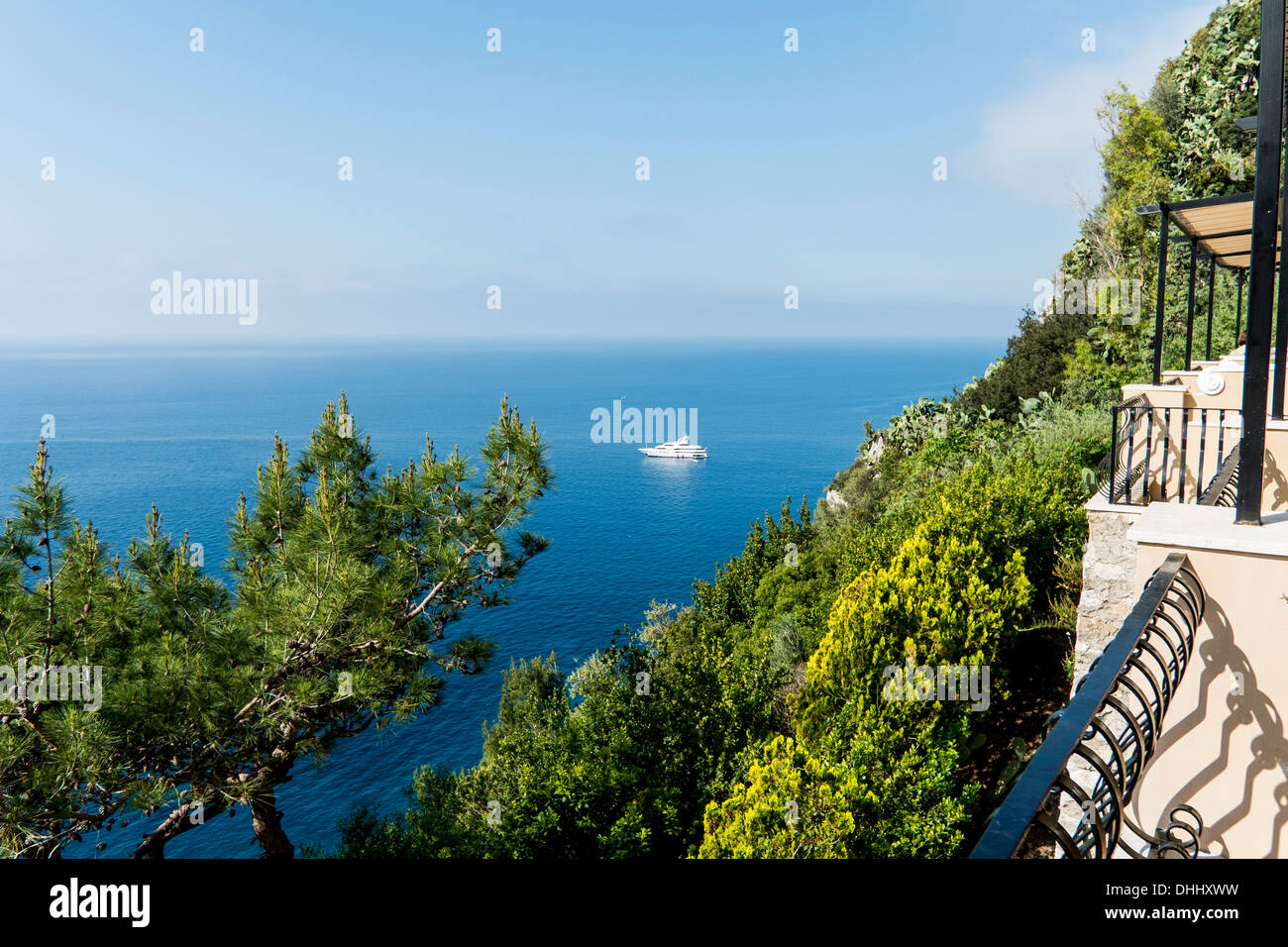 Capri arch water hi-res stock photography and images - Alamy