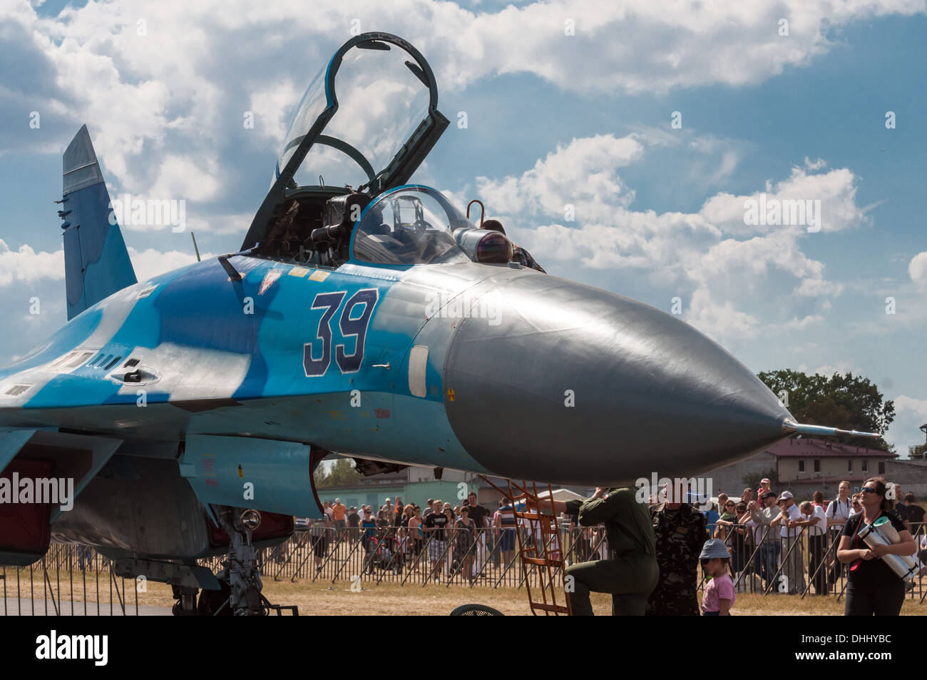 ukrainian fighter Su-22 Stock Photo - Alamy
